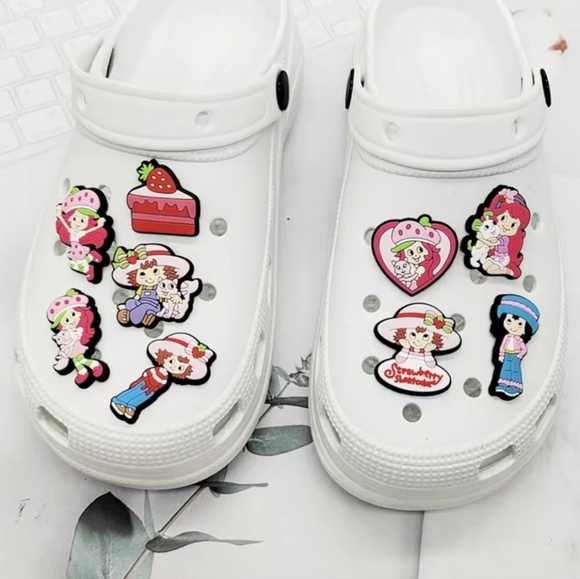 CROCS | Accessories | New Strawberry Shortcake Cartoon Jibbitz Bundle 9 ...